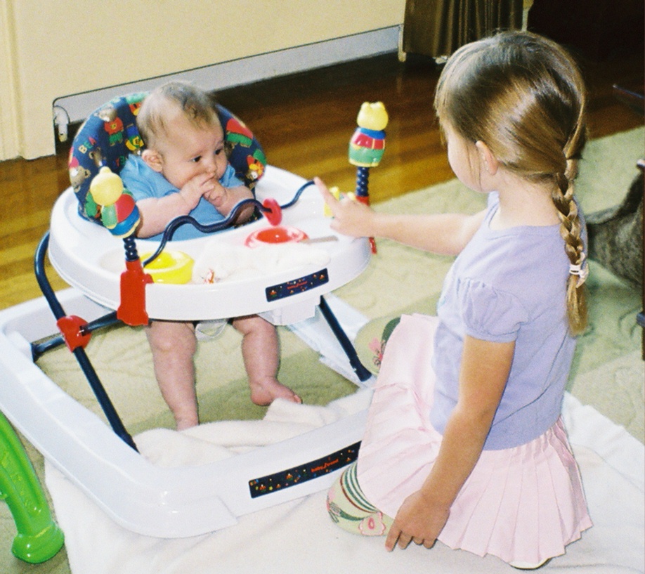 The Babysmartees Blog: Infant Stimulation Activity 37: older siblings