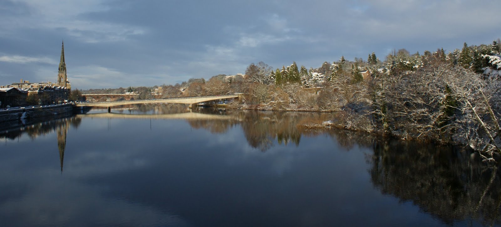 Tour Scotland: Tour Scotland Photograph Perth Scotland