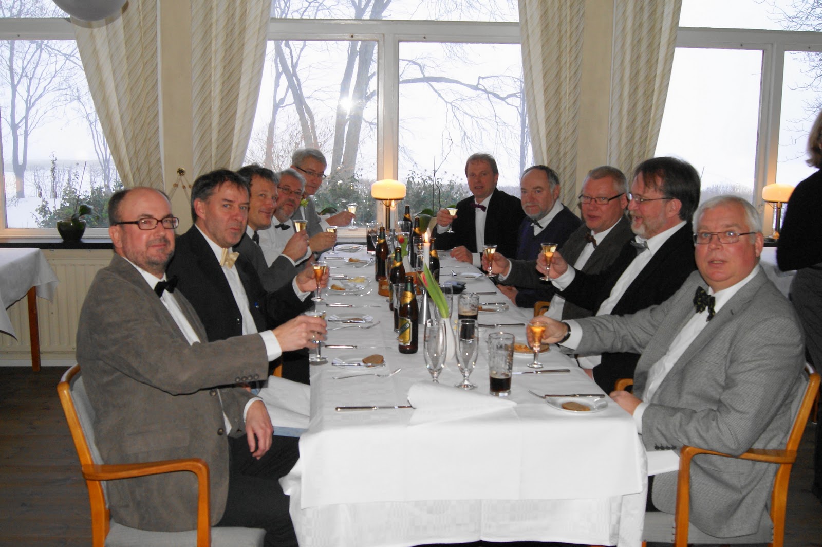 Hammenhögs Gästgivaregård: Ruts gossar och Gislövs Stjärna.