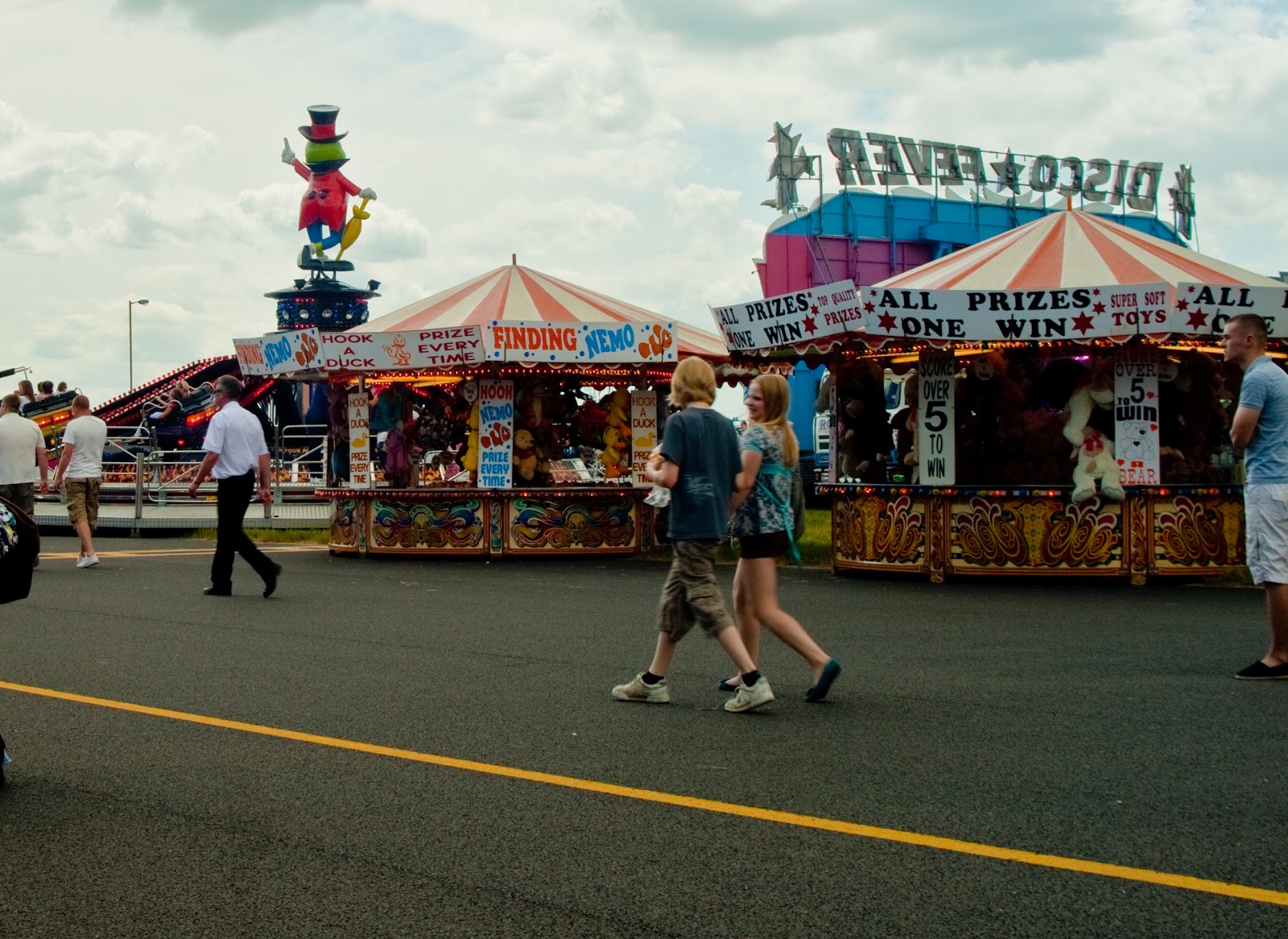 Photo Views, Life through the eye of a camera.: All the fun of the Fair.