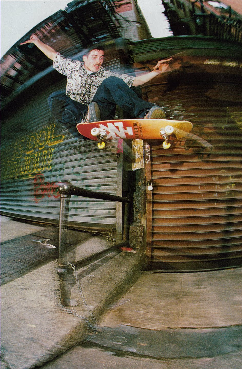 Chris Haslam beautiful ollie : r/skateboarding