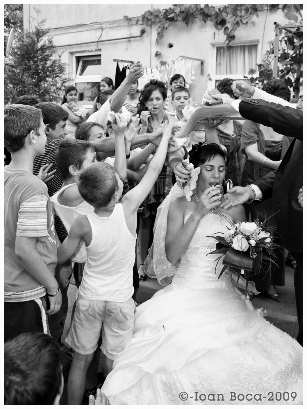 FOTO-MARIAGE: RITUALURI, TRADITII SI OBICEIURI DE NUNTA-I
