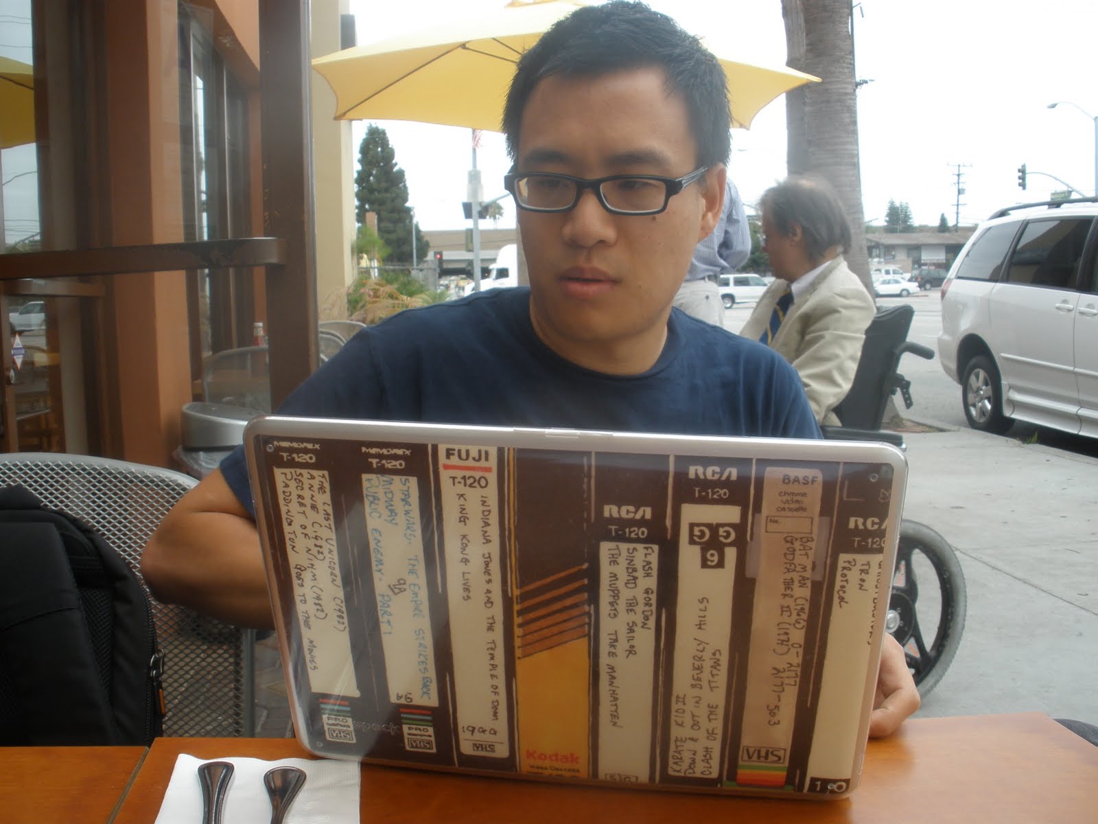 Things To Do In Los Angeles: Kevin Tong Surreal Illustrator of Robots ...