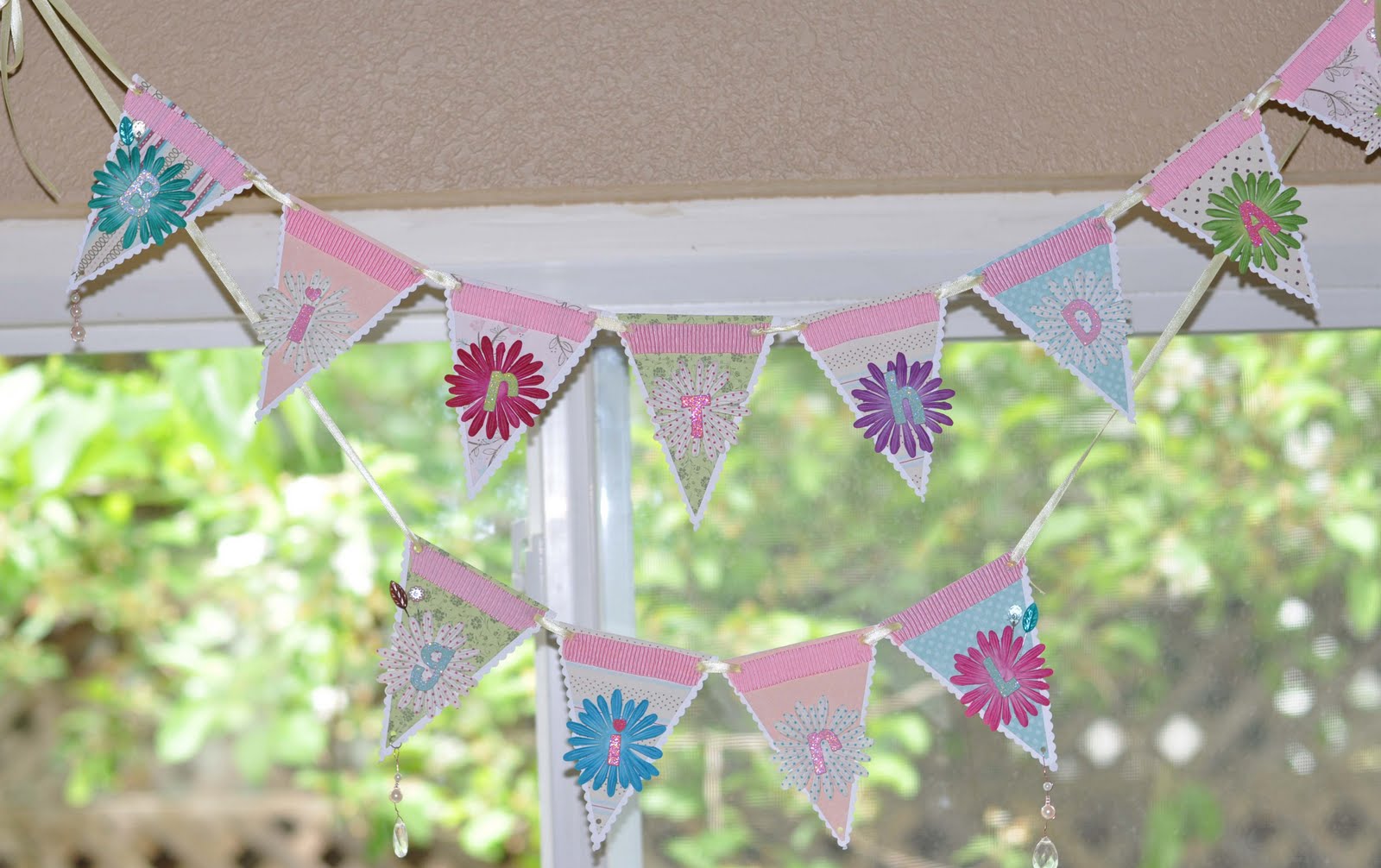 Ideas for Scrapbookers: Creating a Banner Tutorial