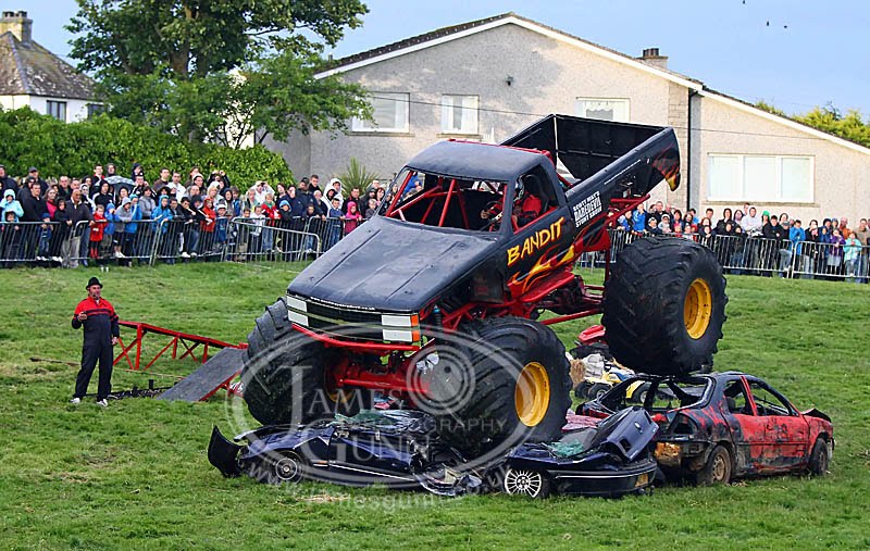 James Gunn Photography: Scott May's Daredevil Stunt Show