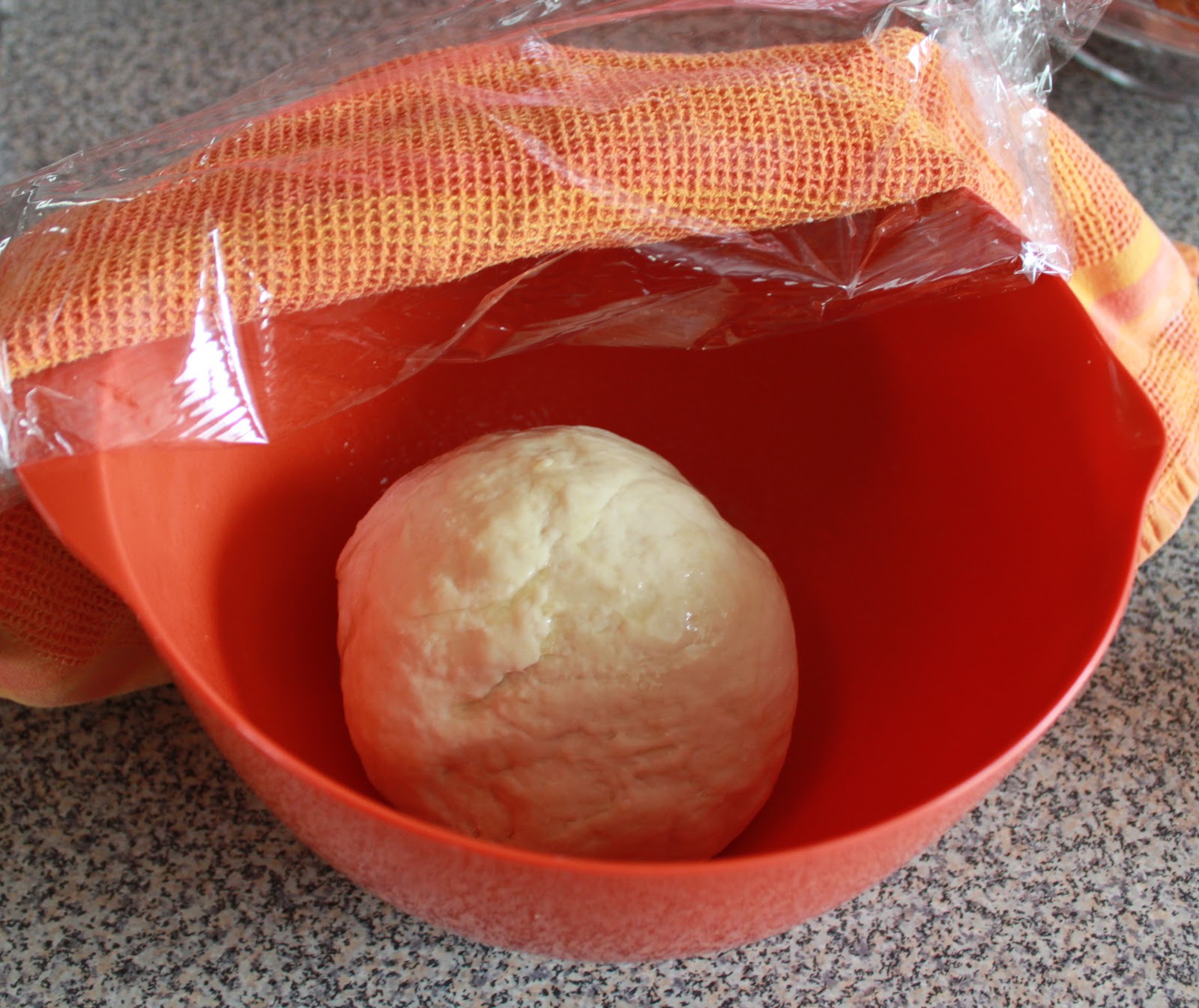 everywhere orange: Pizza 101: basic dough recipe