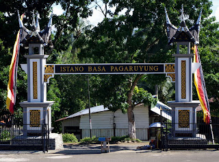 Welcome to my pleasuredome: Pagar Ruyung Palace