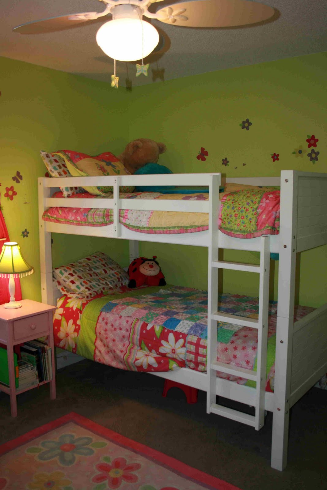 JOY Unspeakable: yay for new bunk beds!