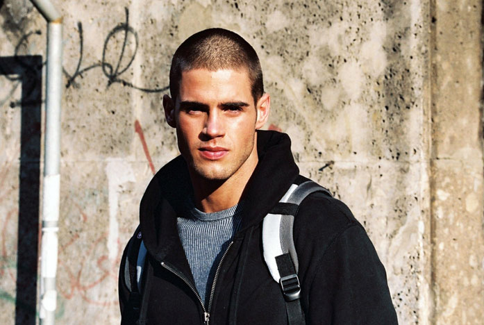 I love male models: Chad White