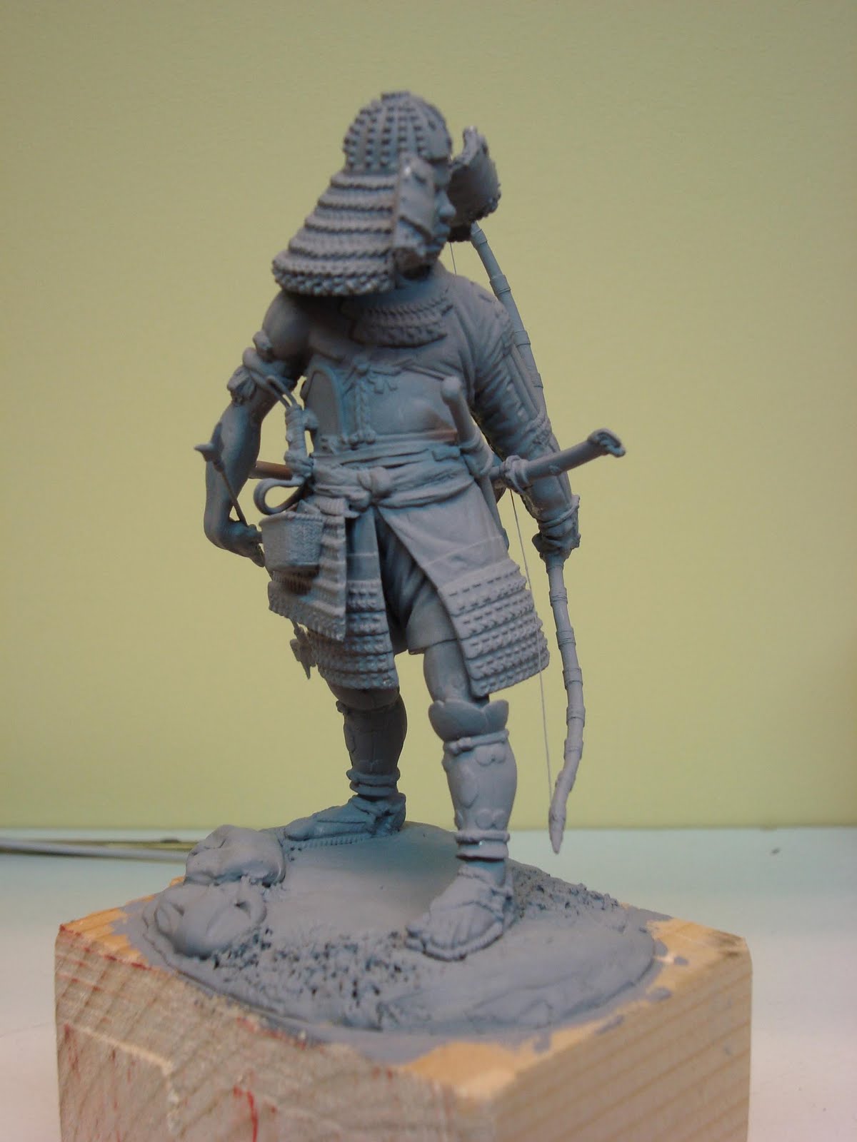 El Pintor de Miniaturas: Samurai con media armadura, White Models, 90mm