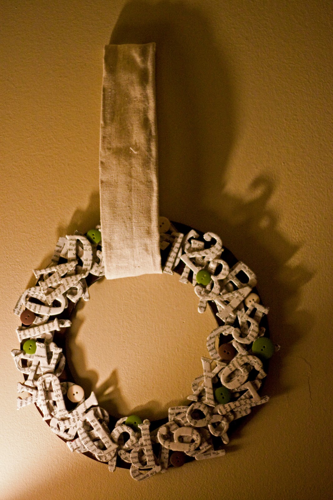 head above water: letter "wreath"