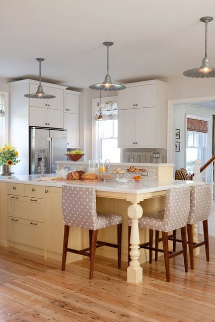 Sarah Richardson kitchen farmhouse chic interior design romantic ...
