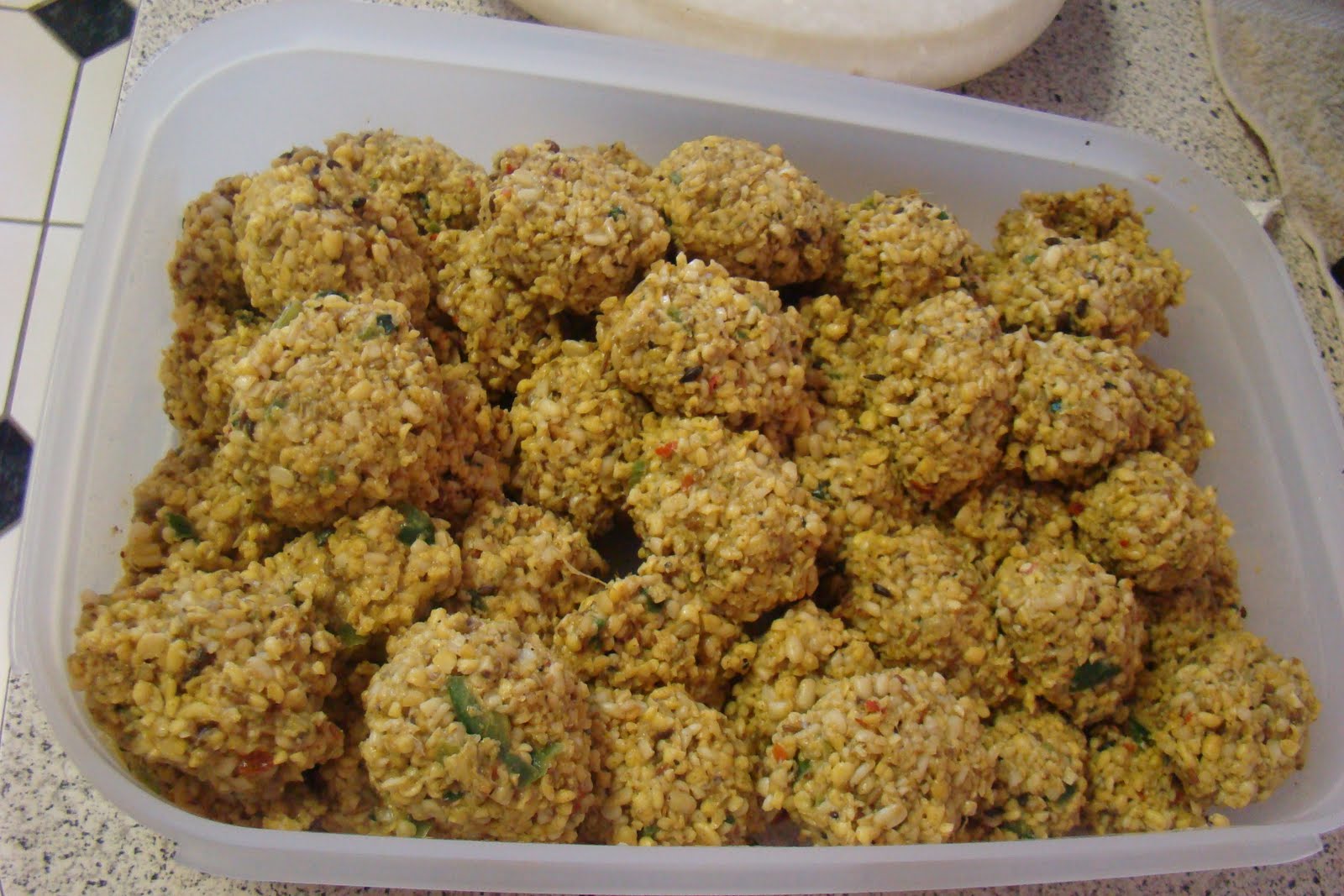 My Favorite Recipes Collection: Bedai with Potato Sabji