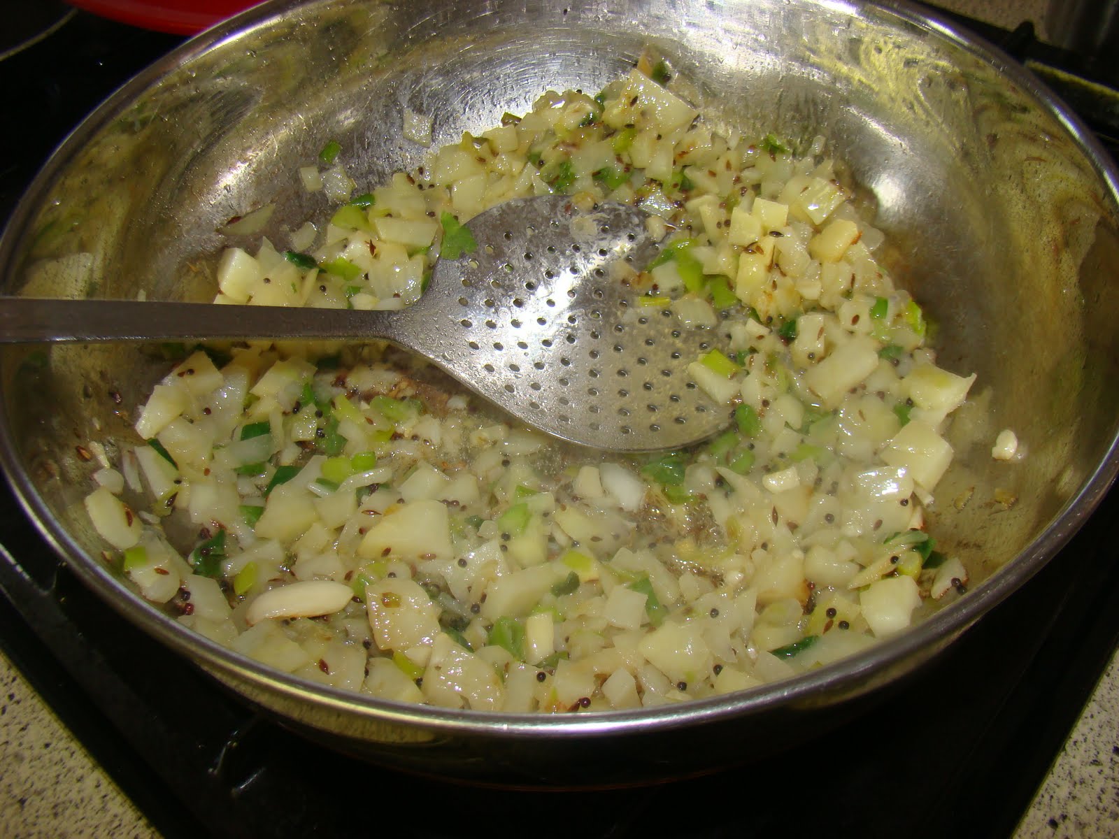 My Favorite Recipes Collection: Batata Powa/Aloo Poha/ Potatoes and ...