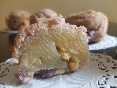 Happy Cup: Flaky Mooncake