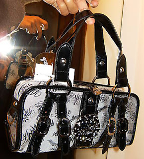 Hoochimama Fabulous Handbaglicious: Apple Bottoms Handbag by Nelly