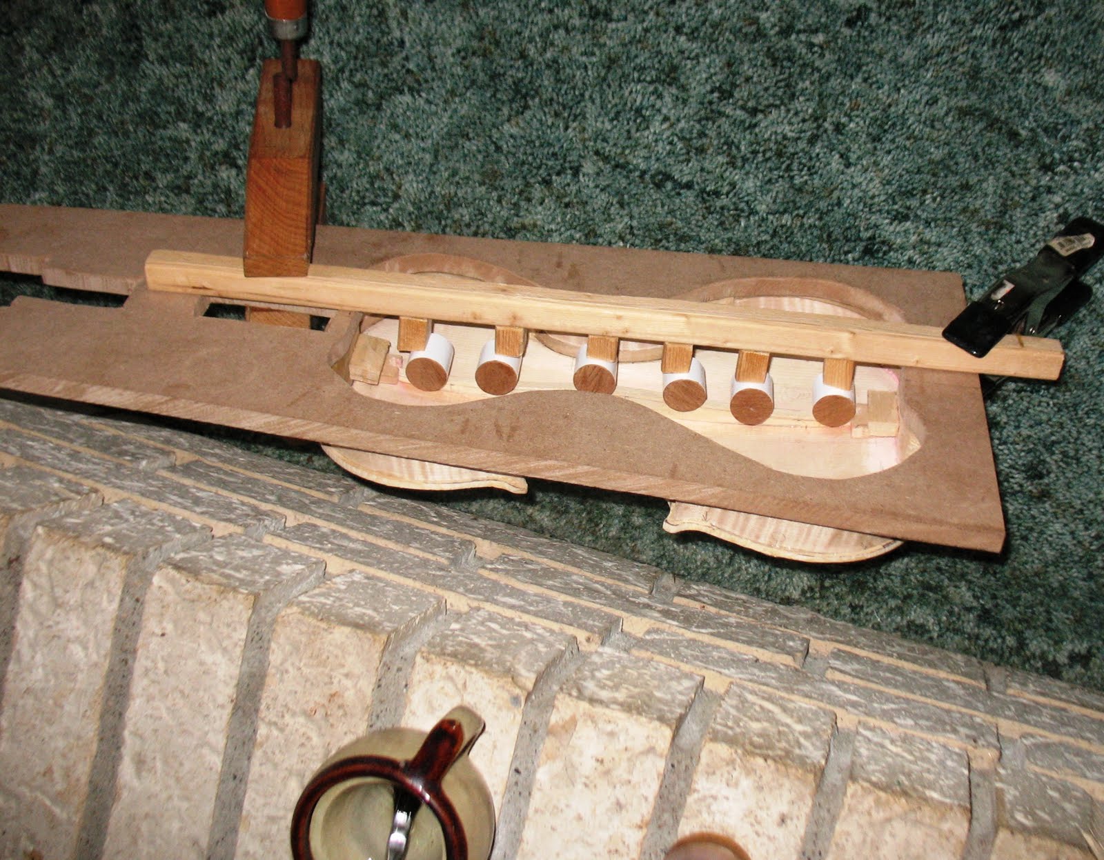 Ken's violin making: Gluing the bass bar
