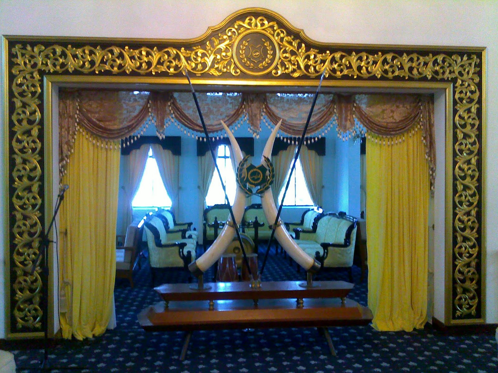 9w2izn.blogspot.com: BALAI RONG SERI ISTAN ARAU, PERLIS