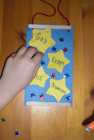 Joyful Socks Mom: FREE Craft: God Keeps His Promises Banner