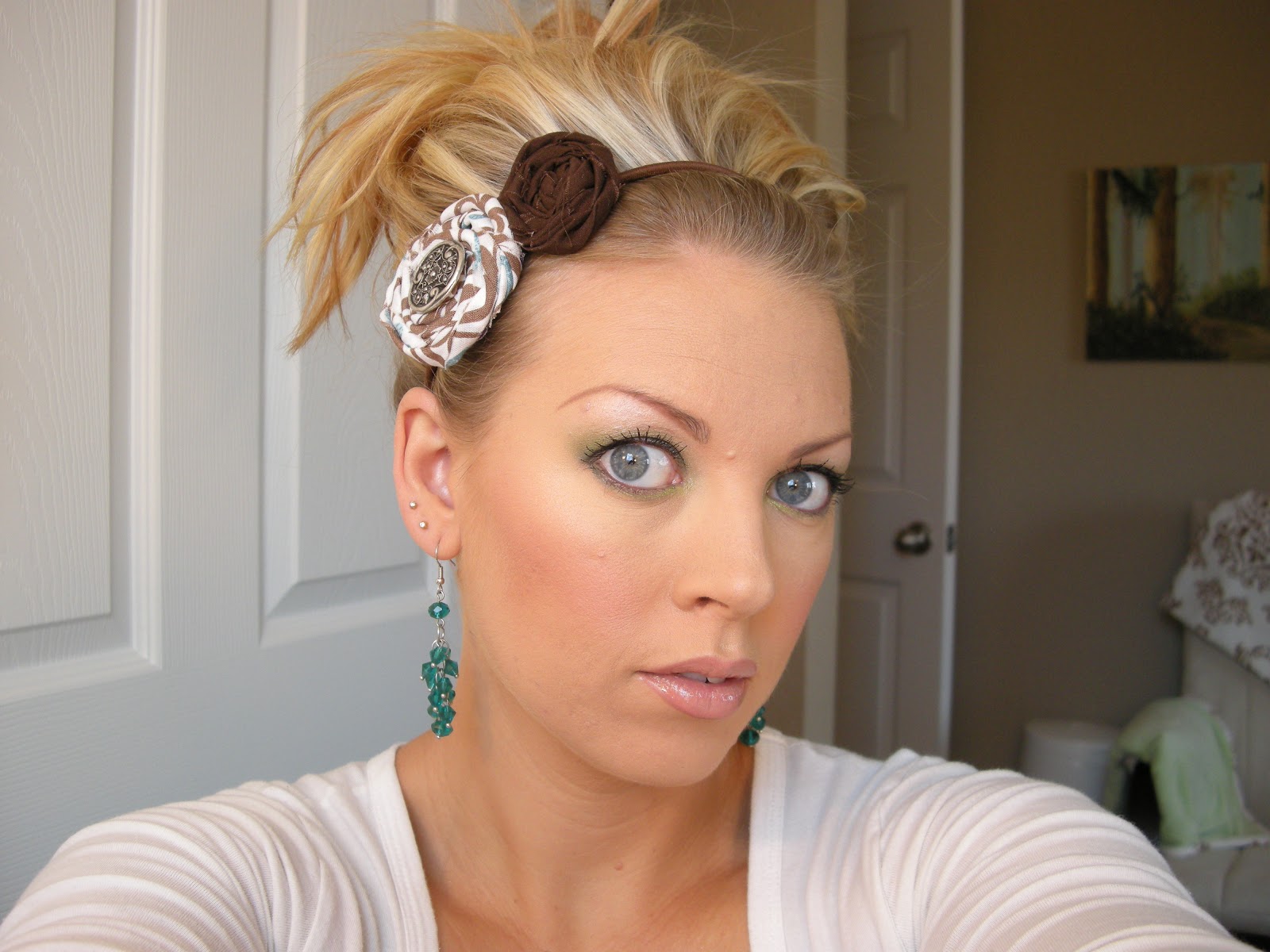 SAM SCHUERMAN: Holiday Look: Green Smoky Eyes!