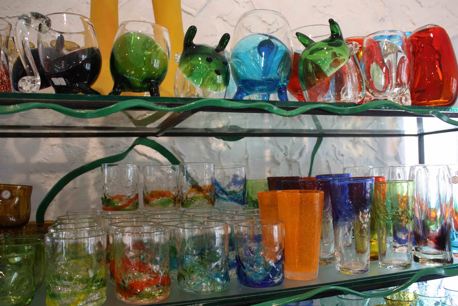 The World Tastes Good: Bún Chả, Ryukyu Glass, and Sữa Chua Nếp Cẩm