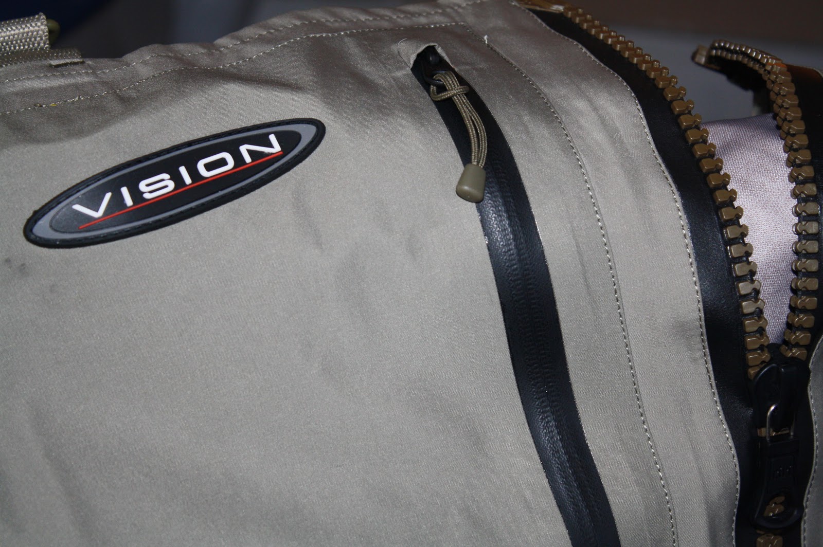 BOUTIQUE LE REPÈRE DES MOUCHEURS ~ LANDMARK FLY SHOP : Vision: Ikon Zip ...