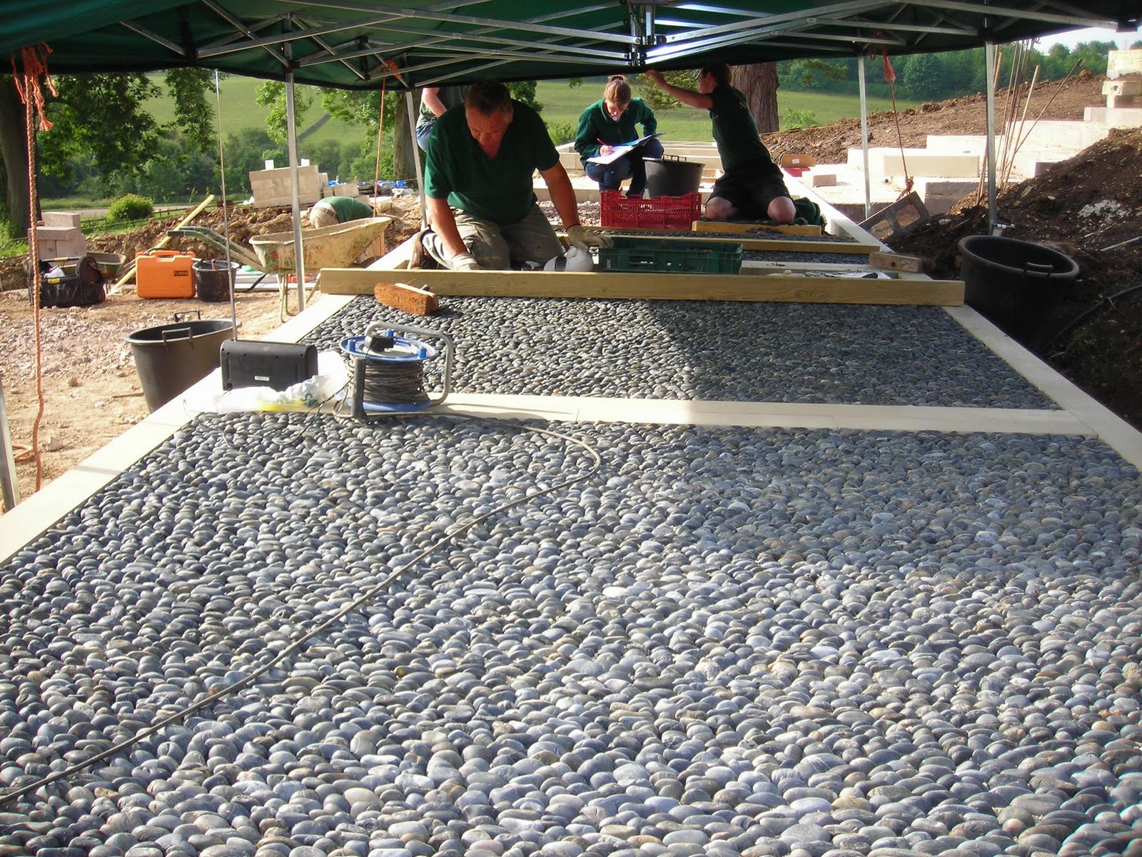 Nicholsons: Spanish pebble mosaic in the cotswolds