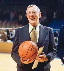 Esquina de los Entrenadores de Baloncesto: John Wooden Corner's