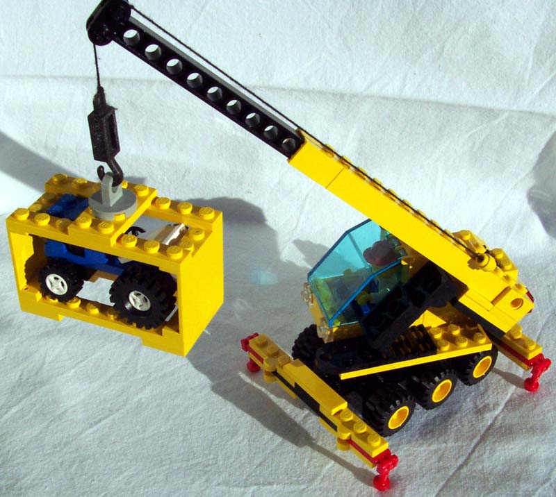 LoTek Bricks 6352 Cargomaster Crane lotek-bricks-6352-cargomaster-crane