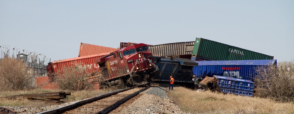 Prince Rupert Rail Images: Derailment May 12 at Carstairs AB
