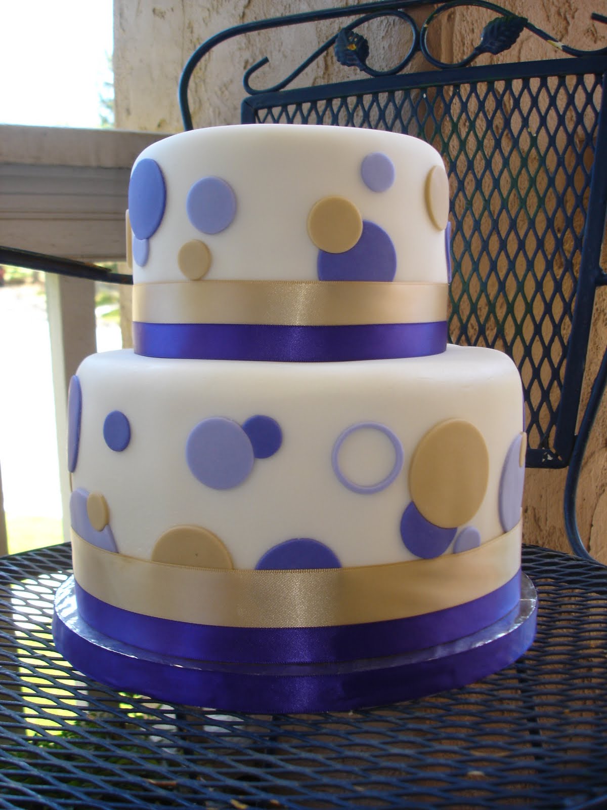 Cake As An Art A Polka Dot Wedding Cake