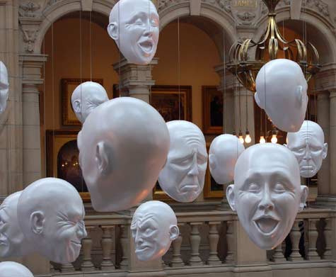 Carla's blog.: The Floating Heads by Sophy Cave