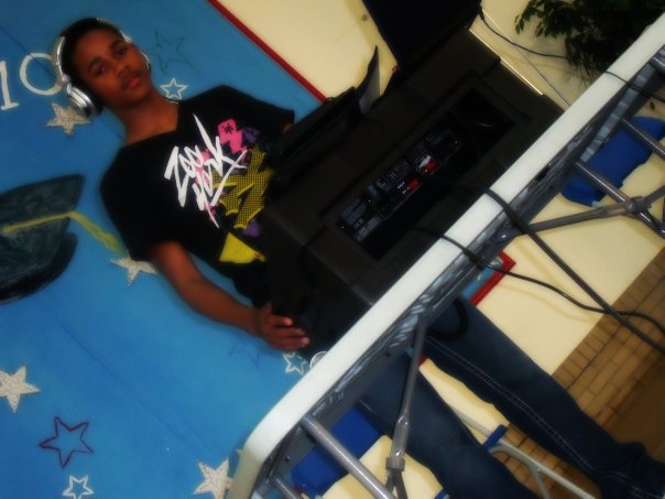 F R E S H M E N: Dj Kidd Fly: Booking