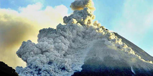 Wedus Gembel Gunung Merapi:Bentang Jagad