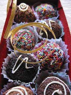 ITALIAN CHOCOLATE TRUFFLES...food-as-a-gift for Christmas! - Passionate ...