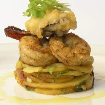 Australian Tropical Foods: Garlic fried prawns on table lands golden ...