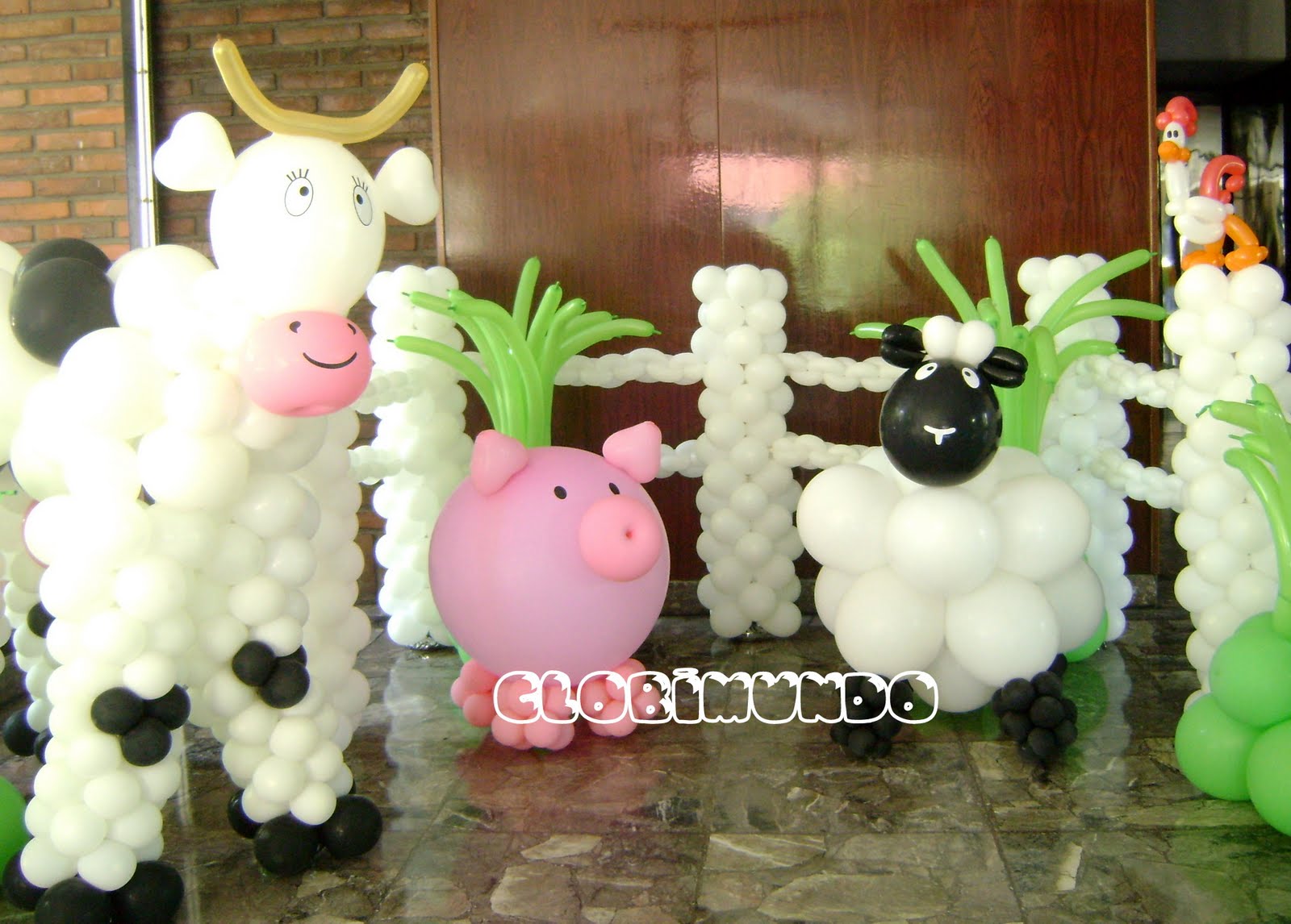Decoración con globos animales de la granja - Imagui