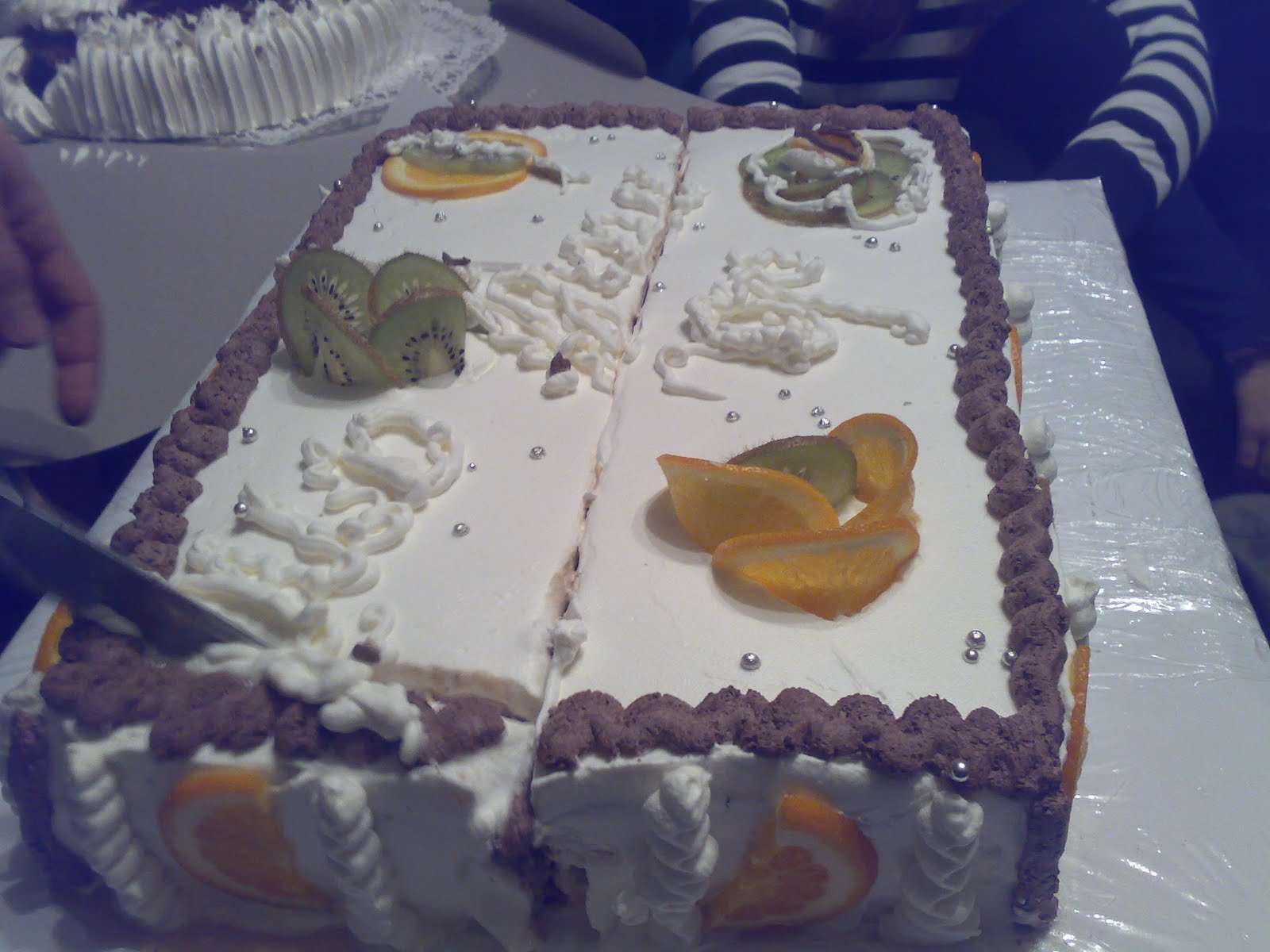 My cakes: Tort patrat cu frisca