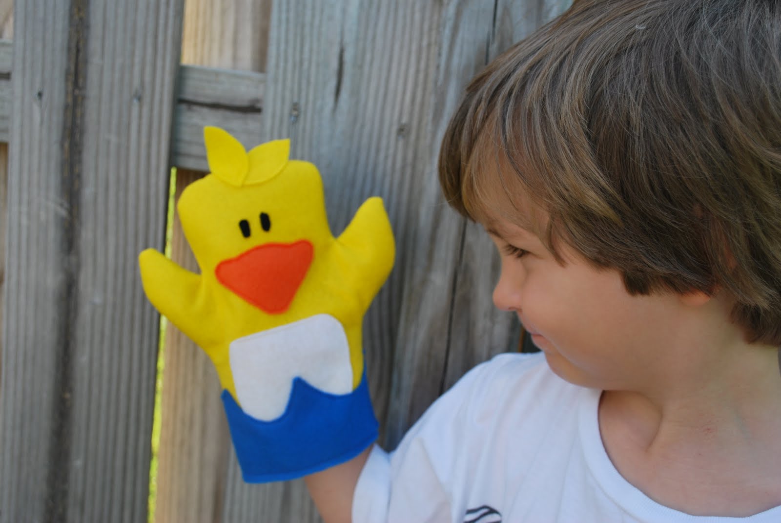 Larissa Another Day: E-I-E-I-OH So Cute Puppets