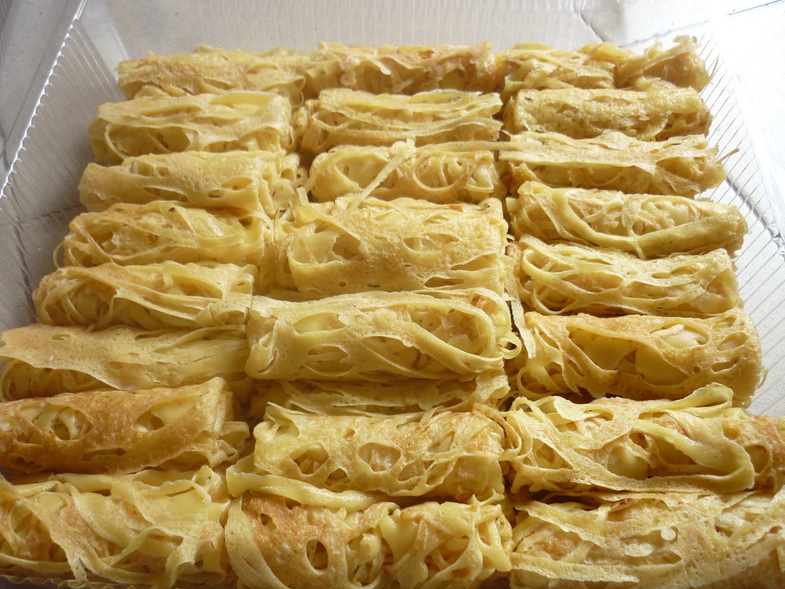 alhudabakery: TEMPAHAN POPIA SAMBAL N ROTI JALA