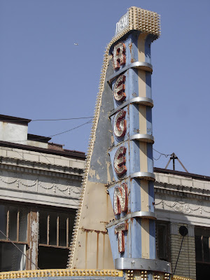 Places To Go, Buildings To See: New Regent Theater - Springfield, Ohio