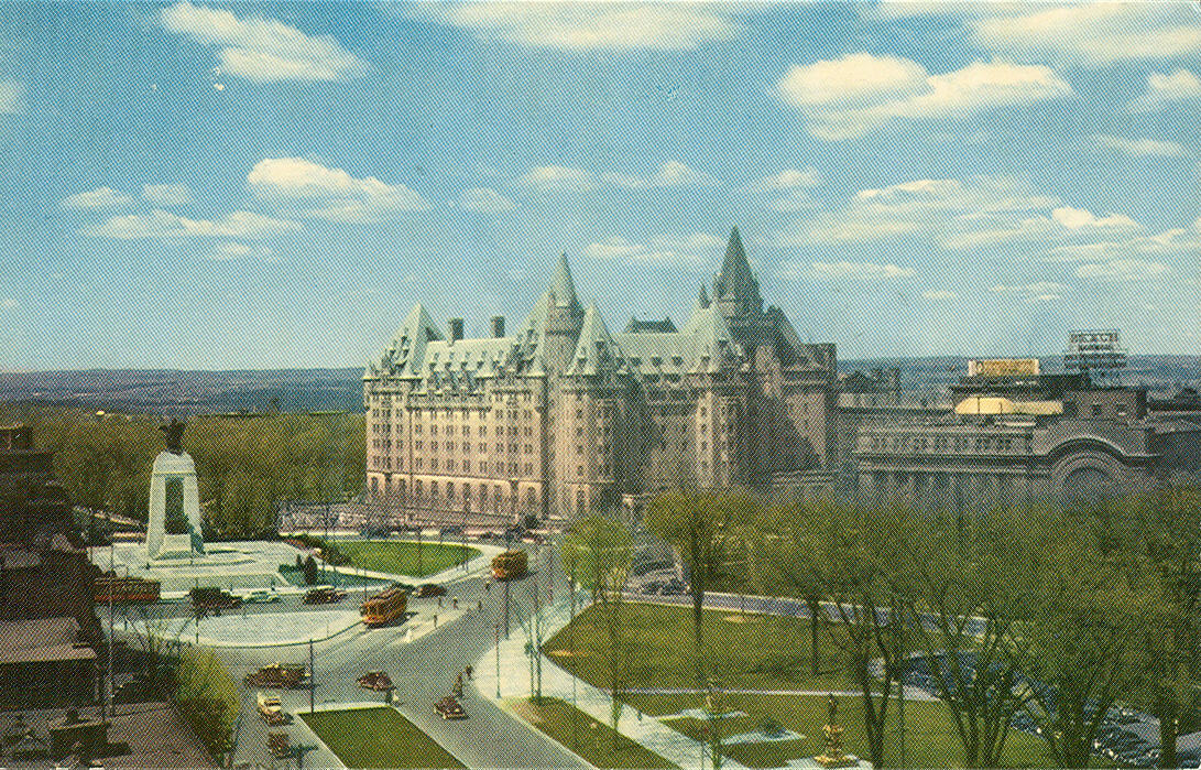 Vintage Travel Postcards: Ottawa, Canada
