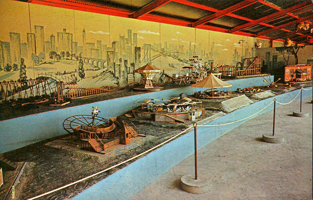 Vintage Travel Postcards: Circus Hall Of Fame