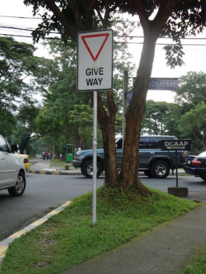 Philippine Transportation Photos: Road Traffic Signs