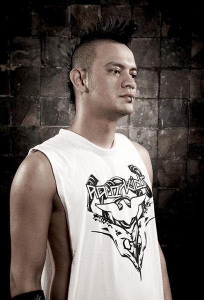 BIOGRAFI NETRAL | BlogOenik