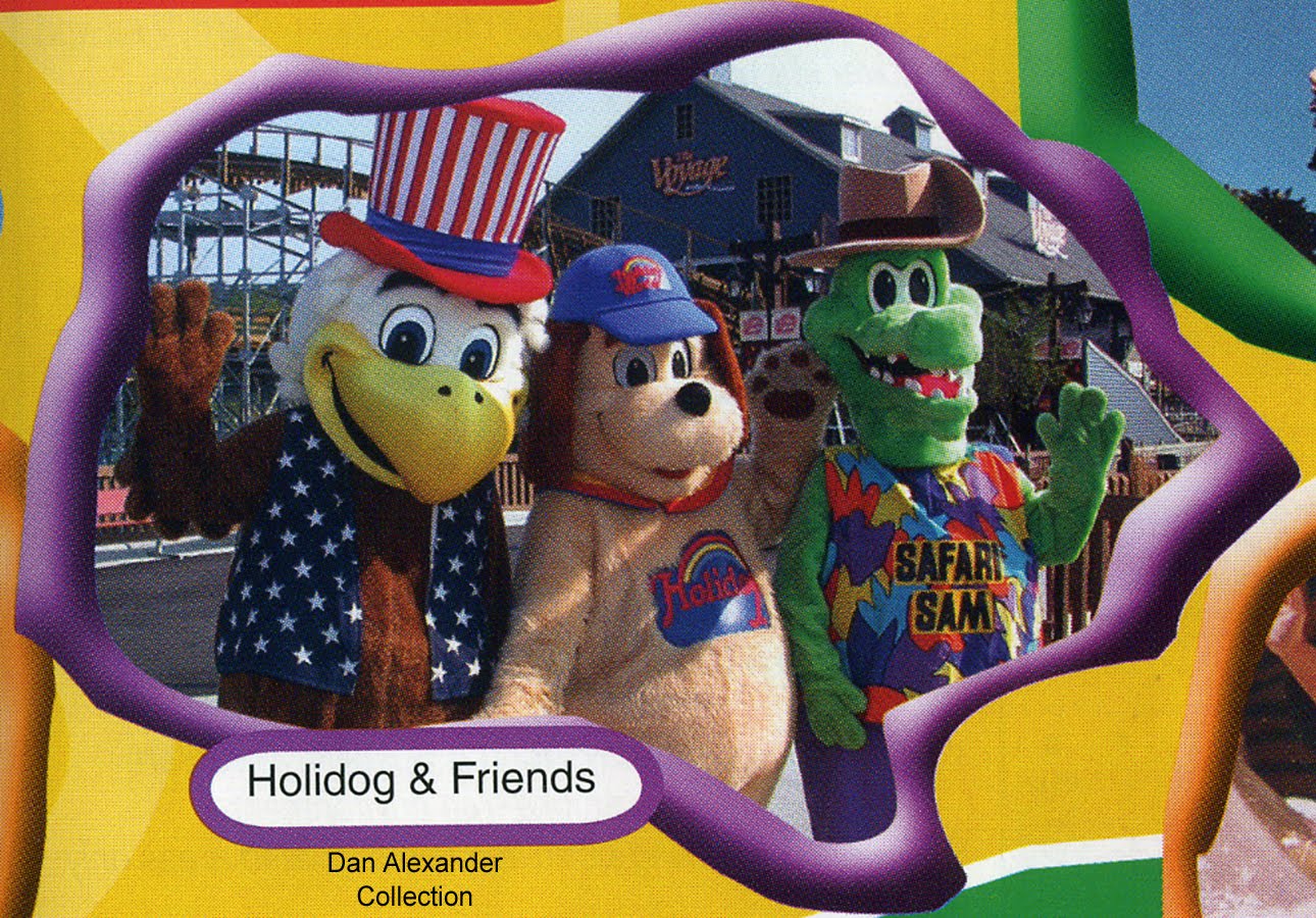 Dan Alexander Dizmentia: Holiday World: Home To A Thanksgiving Dark ...