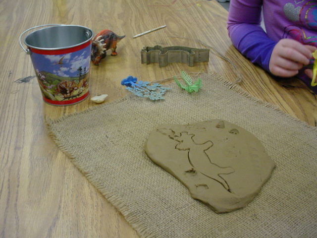 Mrs. Knight's Smartest Artists: kindergarten clay fossils