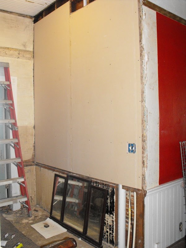 Aycock-Morgan House: Foyer and Side Hall