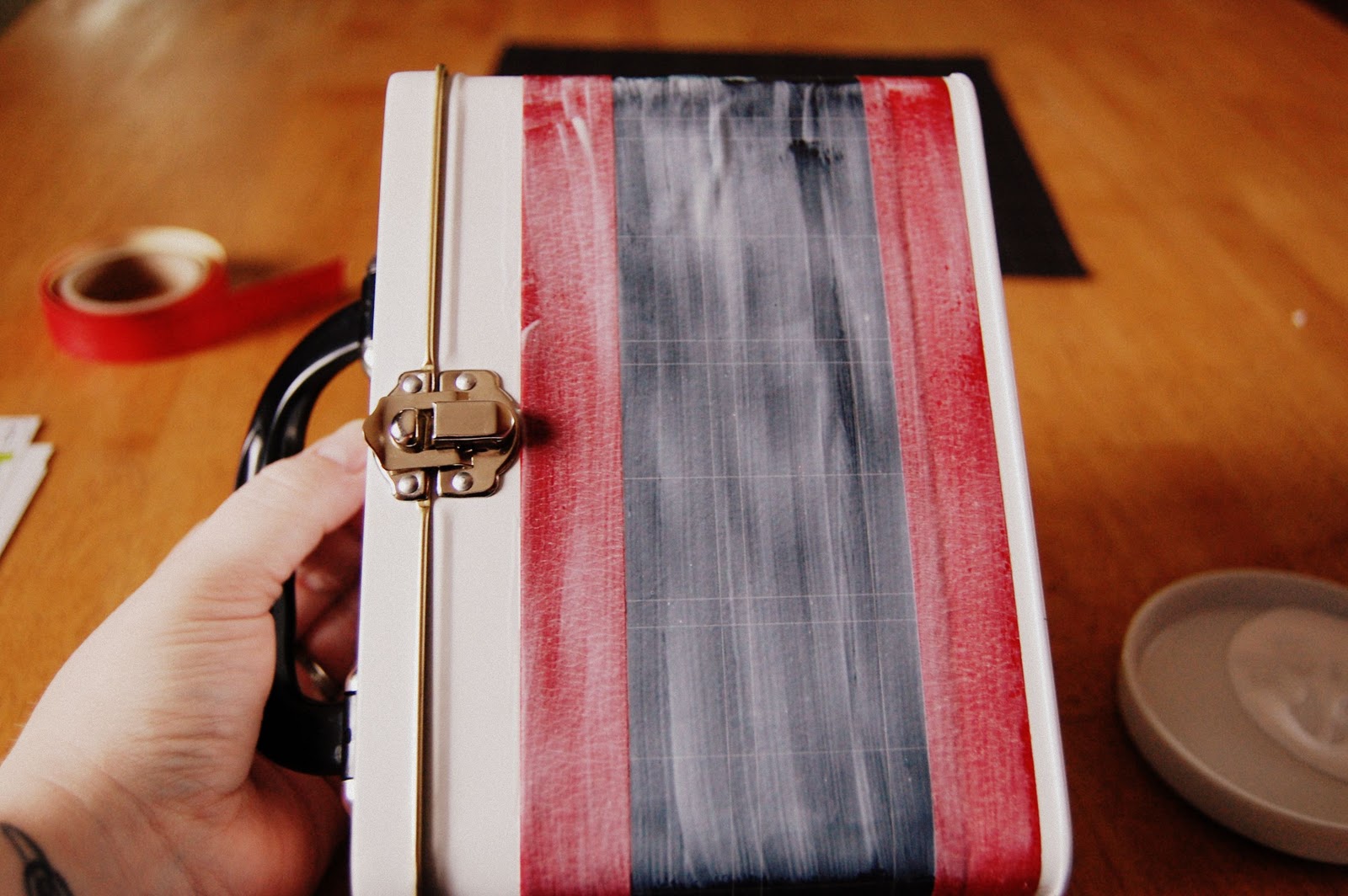 kristy.makes: diy: secret agent box