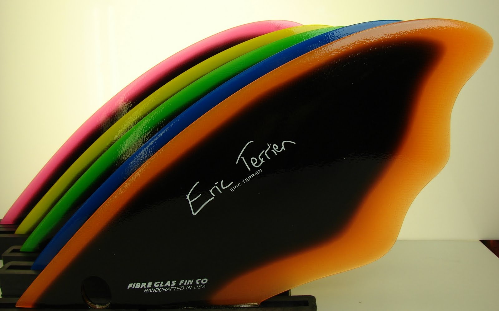 Stand Up Fins by Larry Allison